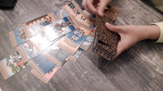 Рвется гость, но вы его не рады видеть! кто?