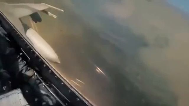 Истребитель Венесуэлы сбил подозрительный самолет, нарушивший границу.