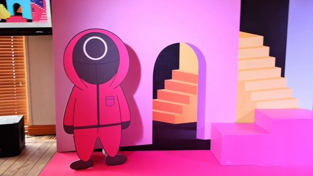 Декор Игра в кальмара.Ресторан Ласточка