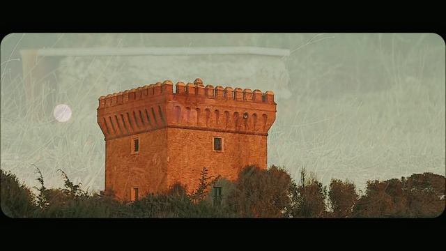 Средневековая башня Тор Сан Лоренцо