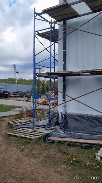 Отделка фасада декоративной штукатуркой Короед.