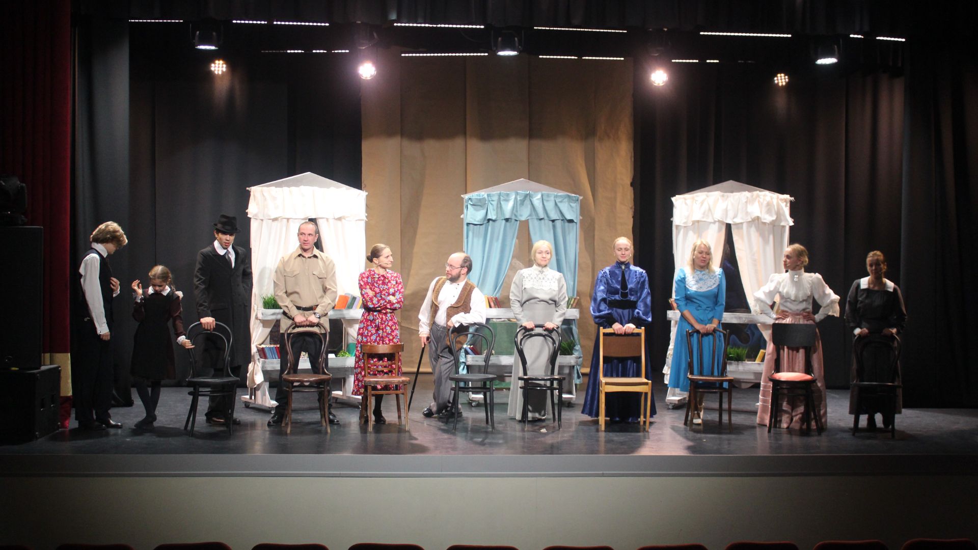 Спектакль «Истории из писем. Письма в историях»