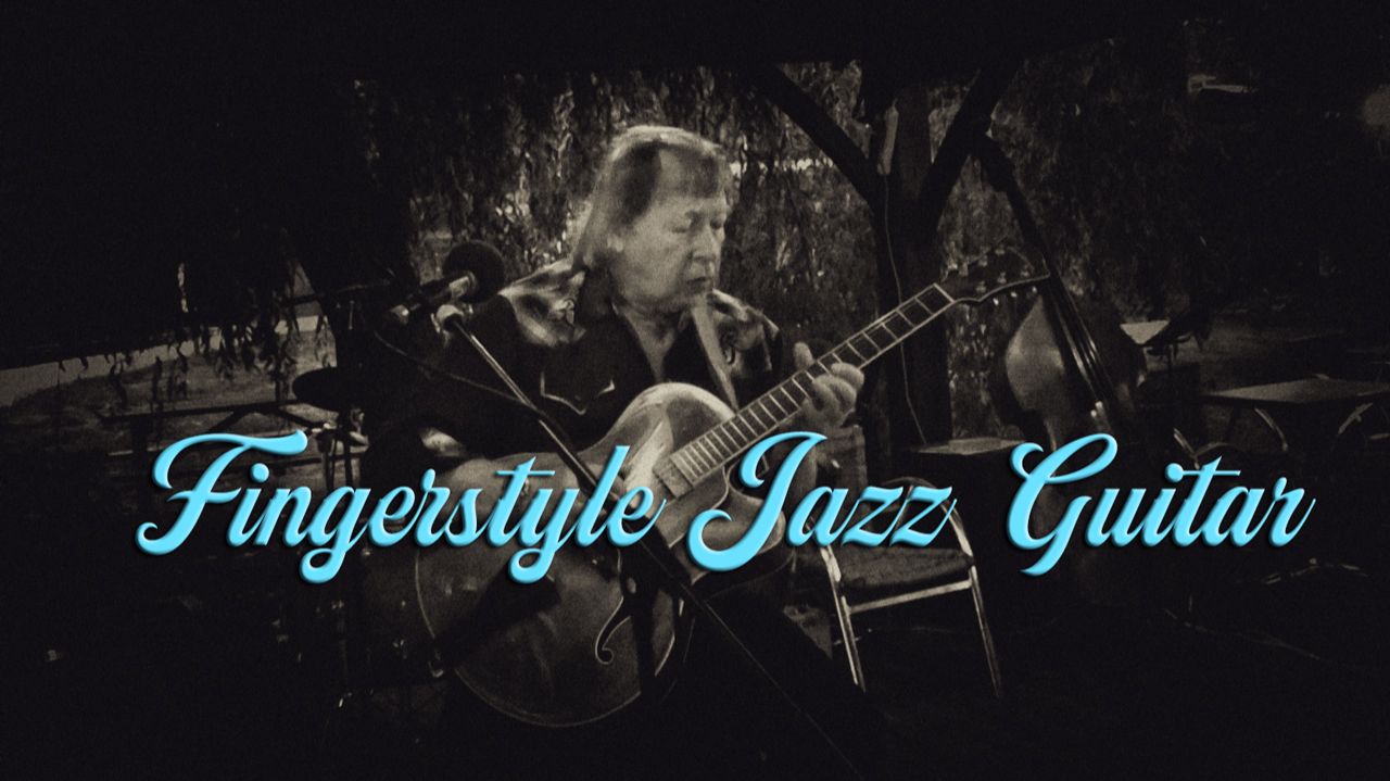 "Smile" from Charlie Chaplin played live by Carmine Ghersi