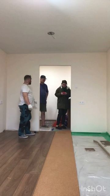 Ламинат на подложку из пробки.