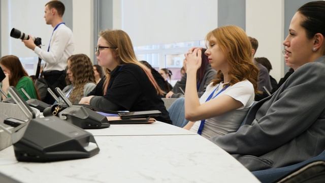 Панельная дискуссия «Гуманизм сегодня: иллюзия или реальность?»