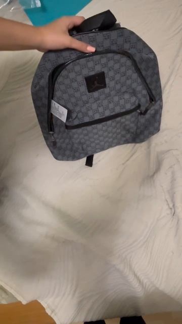 Рюкзак Jordan за копейки? 🤯 Распаковка школьной находки с Poizon для сына!