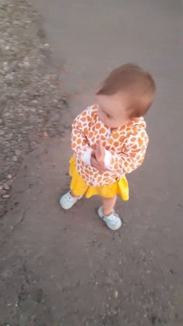 Маленький жирафик.
1 годик , 24 дня.
15 августа 2023.
