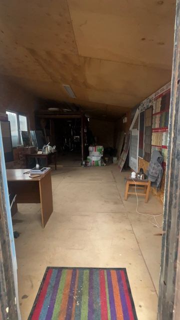 Сдается дом с удобствами и павильон (жить и вести бизнес) в д.Брыковы Горы, Александровский р-н