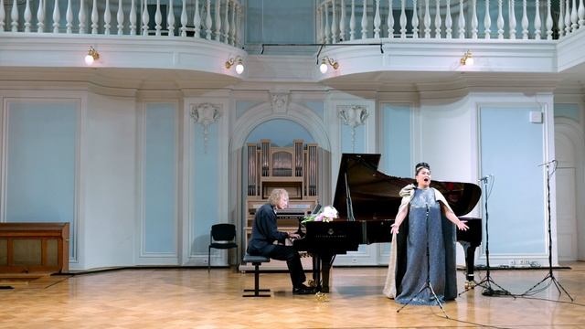 С. Рахманинов. Романс "Я жду тебя". Исп. О. Жигмитова - вокал, В. Щербаков - фортепиано.