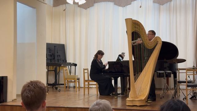 В. Пескин «Поэма»