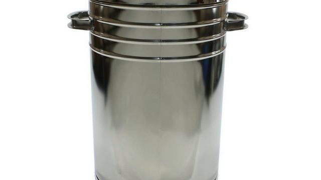 Бак для воды с краном , 60 литров