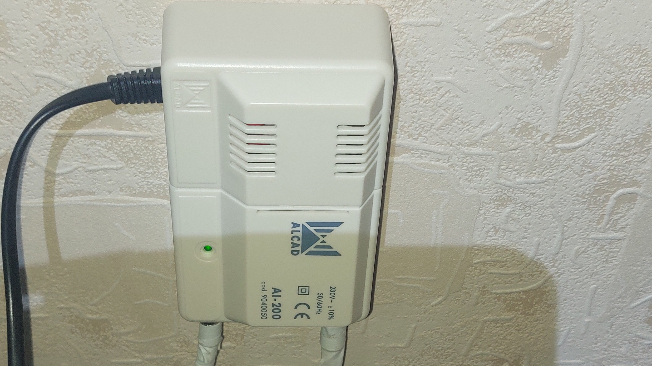 Усилитель антенны для 4 телевизоров