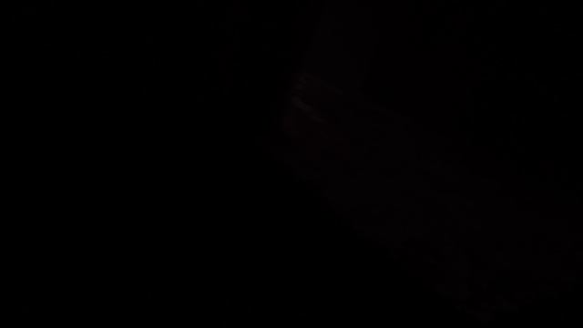 Продержаться до эвакуации.