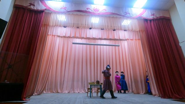 АГЫН ТОЙРОГОЙ ҺУРГУУЛИНУУДАЙ ТЕАТРАЛЬНА БҮЛГЭМҮҮДЭЙ МҮРЫСӨӨН