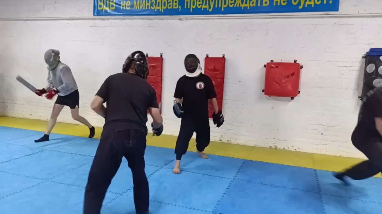 Открытый оружейный ковёр. Мачете. Екатеринбург. 24.08.2025