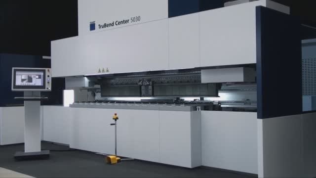 Смена инструмента на панелегибе