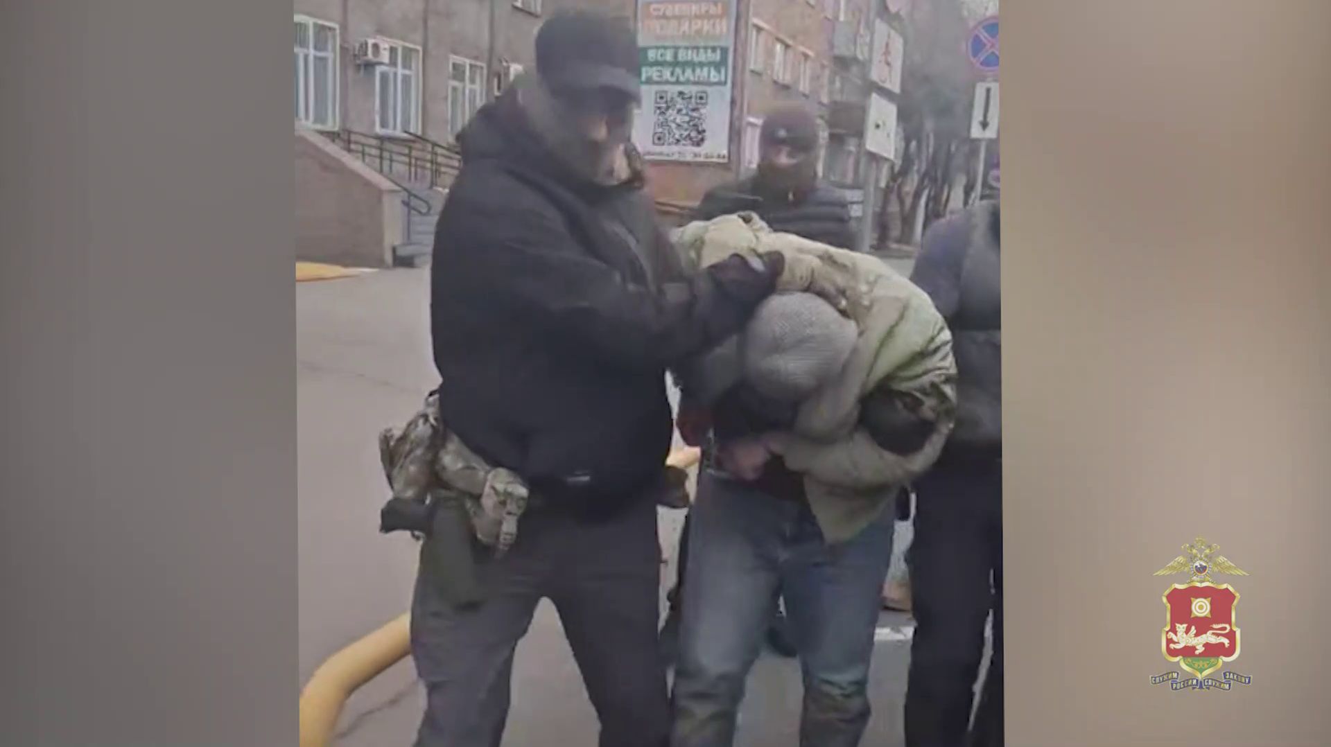 В Хакасии пресечена деятельность группы вымогателей