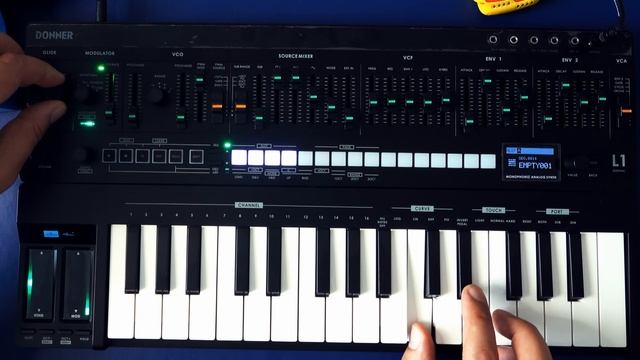 Donner Essential L1 Synthesizer (multitracked sound examples) (1440p)