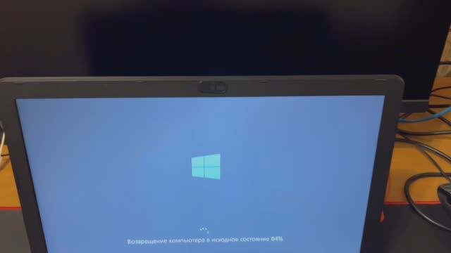 Ноутбук Acer Aspire ES1-572-595Z ( Intel Core i5 7200U/16Gb/SSD 128Gb и hdd 1Tb/HDD/