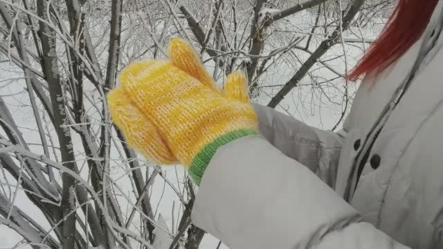 Как связать варежки индийским клином на машинке ивушке, дончанке и аналогах | подробный мастеркласс