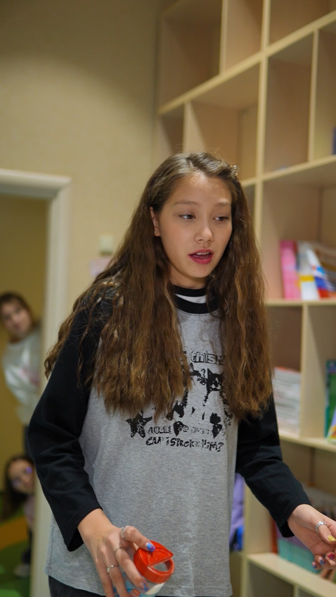 Историк: 4 серия 👌➡️ подпишись на мой ТГ: НАМБЕР УАН - ВИКА ЧЖАН