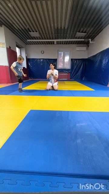 Стойка в кувырок🤸