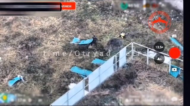 ВСУ спрятал своего 300-го побратима, а сам скрылся в подворотнях.