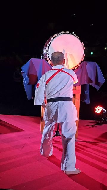 23.11.25 г. Второй день чемпионата и первенства мира в Токио (Япония) открылся боем в барабан Тайко