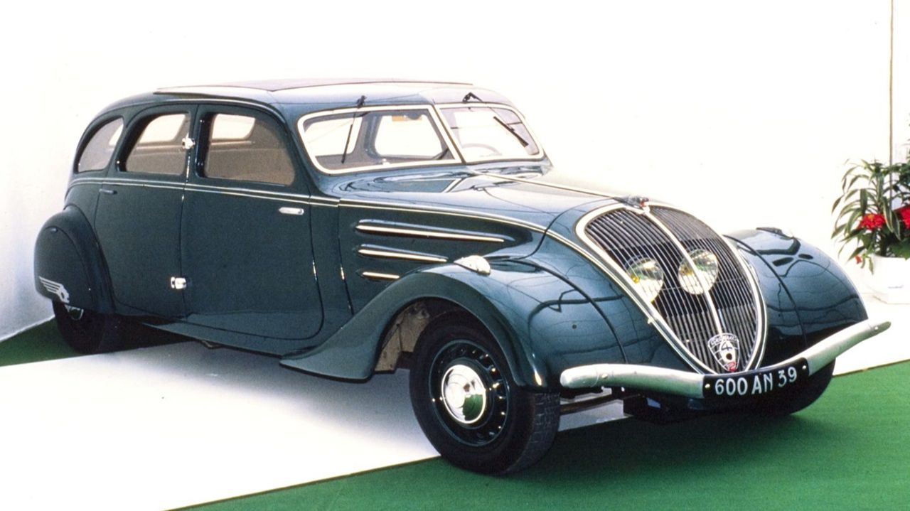 Peugeot 402 – Довоенный Французский Шик