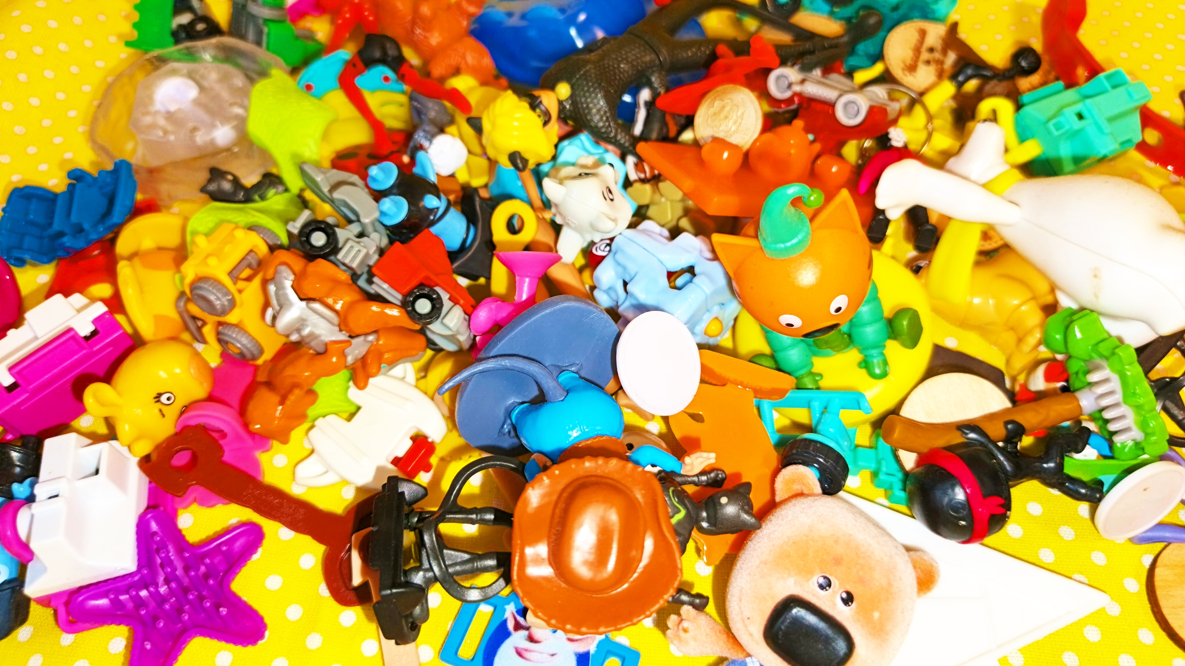 Игрушки киндер сюрприз для детей.Игрушки для детей.Игрушка.Играть.Играет.Поиграть.Для детей.Дети