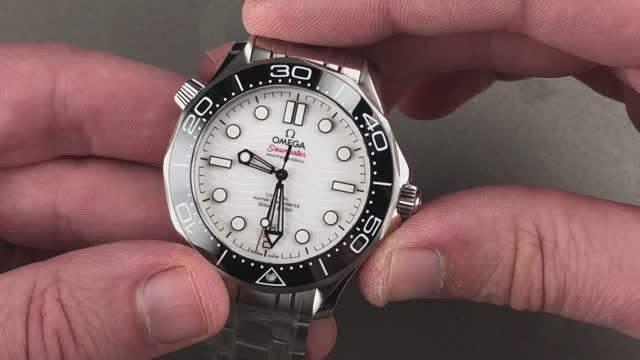 Обзор часов Omega Seamaster Diver 300M с белым керамическим циферблатом 210.30.42.20.04.001 Omega