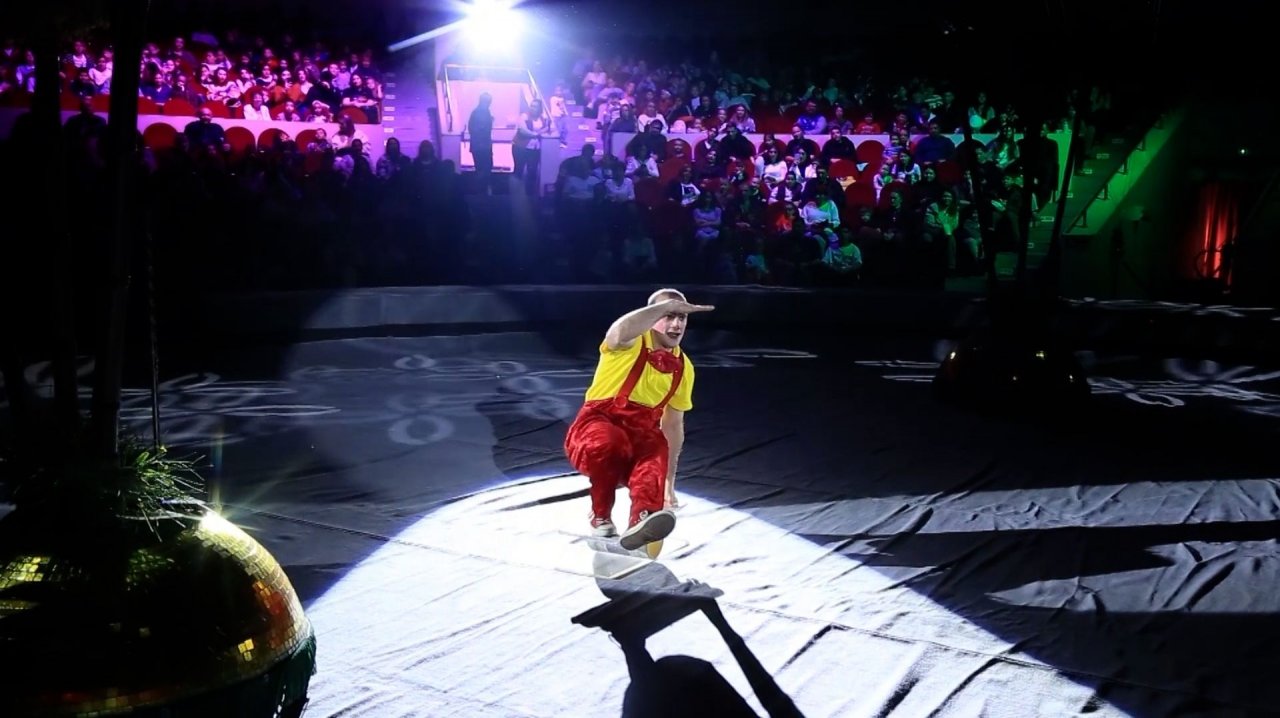 В КИСЛОВОДСКОМ ЦИРКЕ ПРОШЛА ИНКЛЮЗИВНАЯ АКЦИЯ "ВОЛШЕБСТВО В ТИШИНЕ"