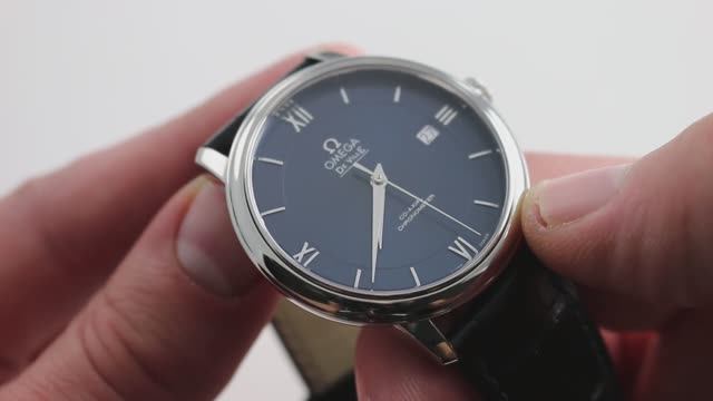 Обзор часов Omega De Ville Prestige Co-Axial Арт. 424.13.40.20.03.001