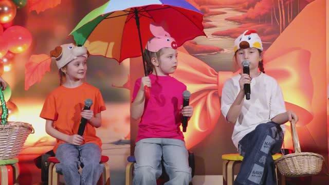 🎭 Сценка «Как непросто быть мамами»