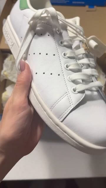 Белые Adidas с Poizon — и они 100% оригинальные! За сколько? 😱