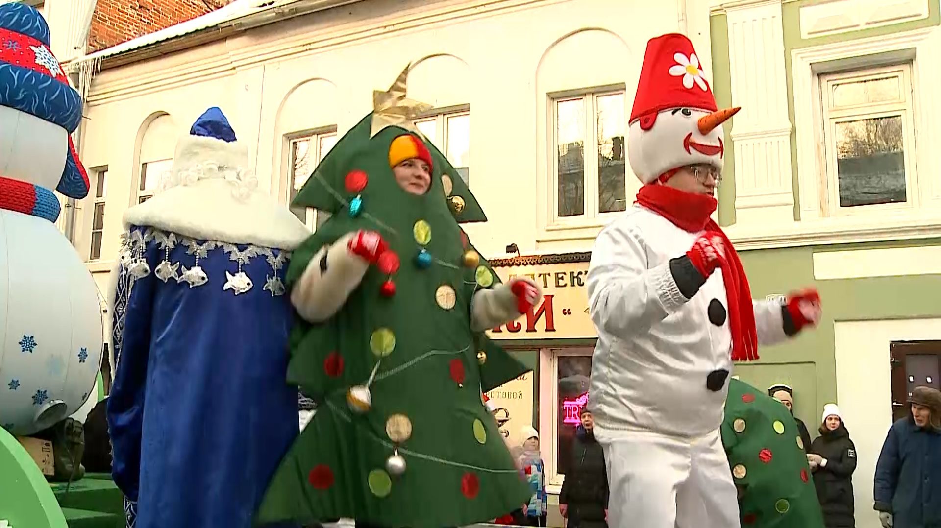 (Рыбинск-40) КОНКУРС КАРНАВАЛЬНЫХ КОСТЮМОВ