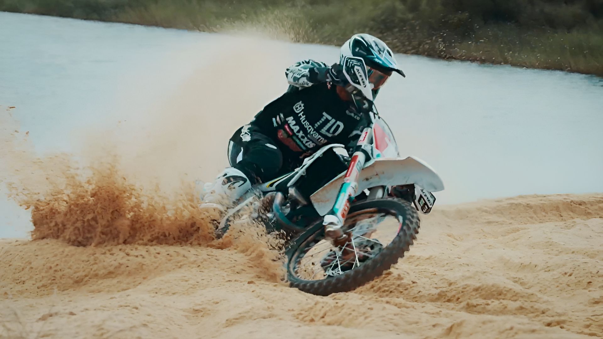 Мотокросс - герои сегодняшнего вечера