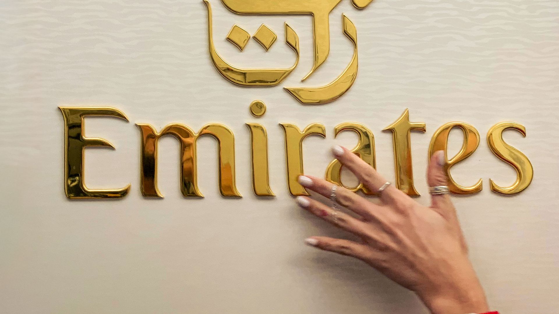 Что дают на борту Emirates? Смотрите сами! 👀