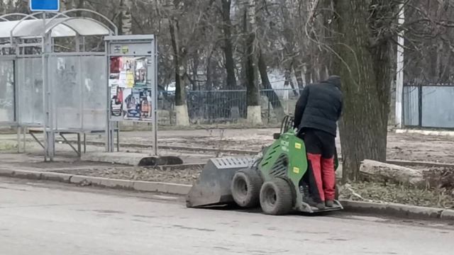 Очистка тротуара FRONTMEN GC01