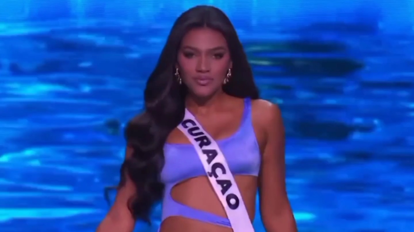 Кюрасао Мисс Вселенная 2024 (73) Дефиле в купальнике