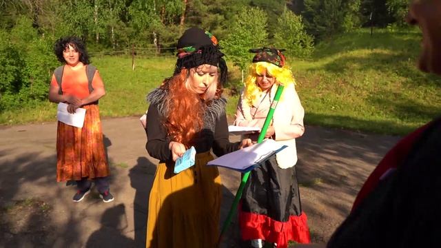 Поздравление с днем рождения от друзей. Прикольное поздравление.