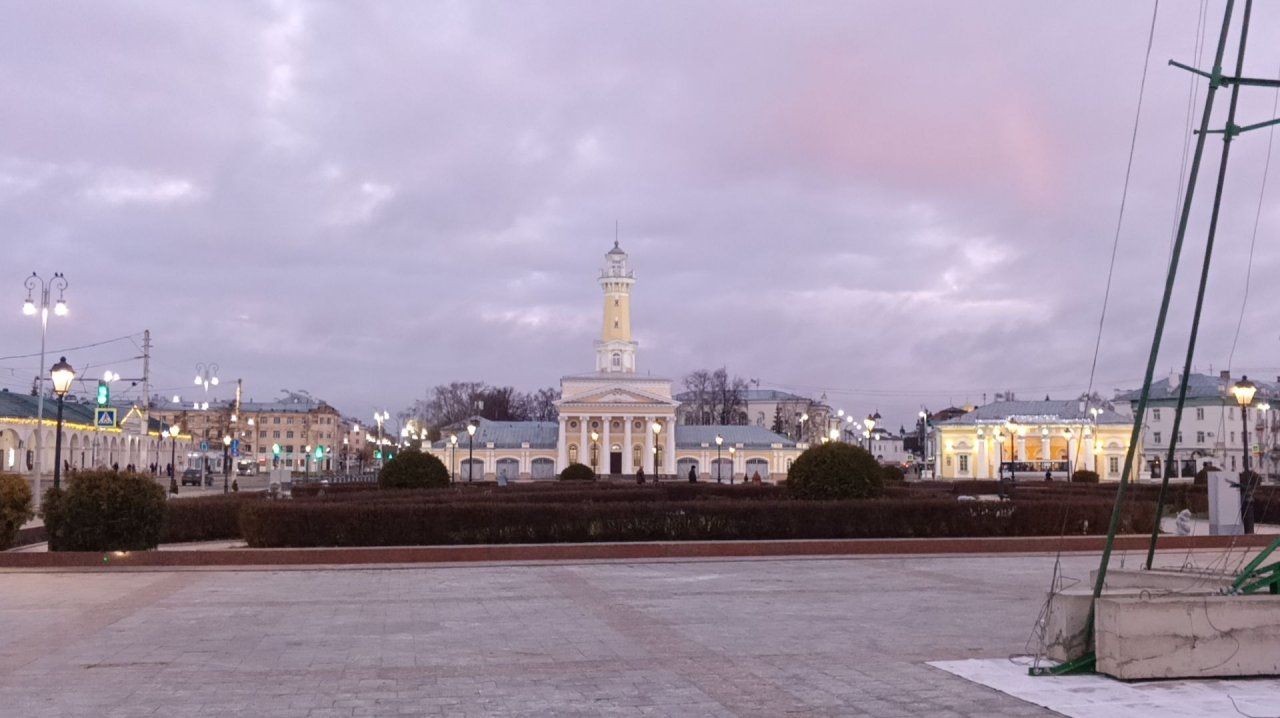 А я опять поехала! Кострома. Часть 1. Рассвет на Сусанинской площади.Торговые ряды.Каланча и Бобка