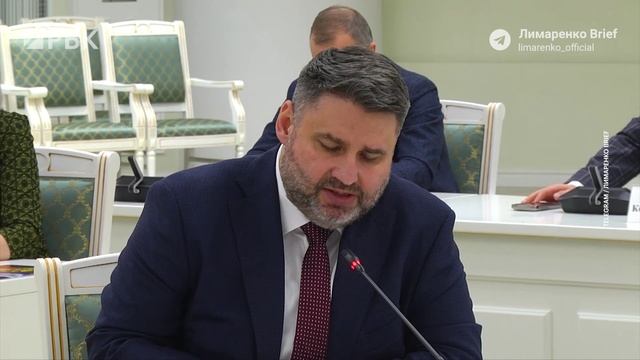 С севшего на мель в феврале китайского судна начали эвакуировать команду