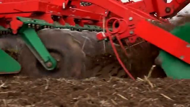 BTH Борона дисковая с гидравлической рамой