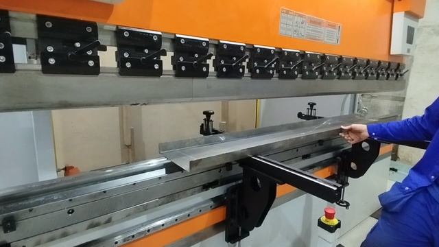 Гибочный пресс Ermaksan Power Bend Pro 3100-100 + ручное бомбирование