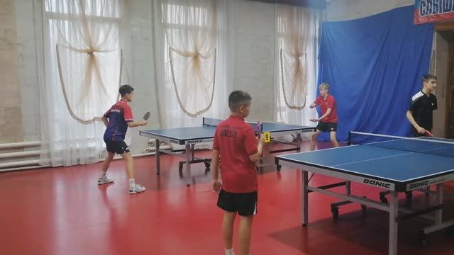 Шарипов Лев (RTTF: 449) vs Суров Илья (RTTF: 170)