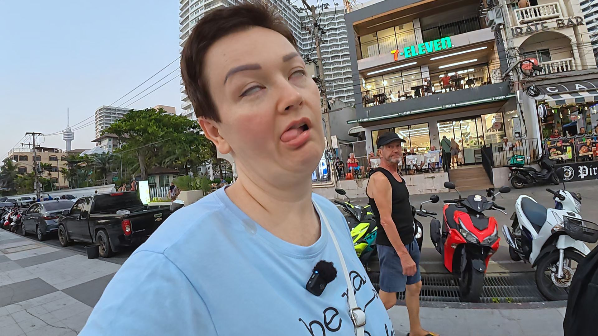 ДОКУПАЛИСЬ, мне стало плохо! Богачи и НИЩЕБРОДЫ на отдыхе в Паттайе! ВЗВЕСИЛАСЬ в Таиланде! Влог