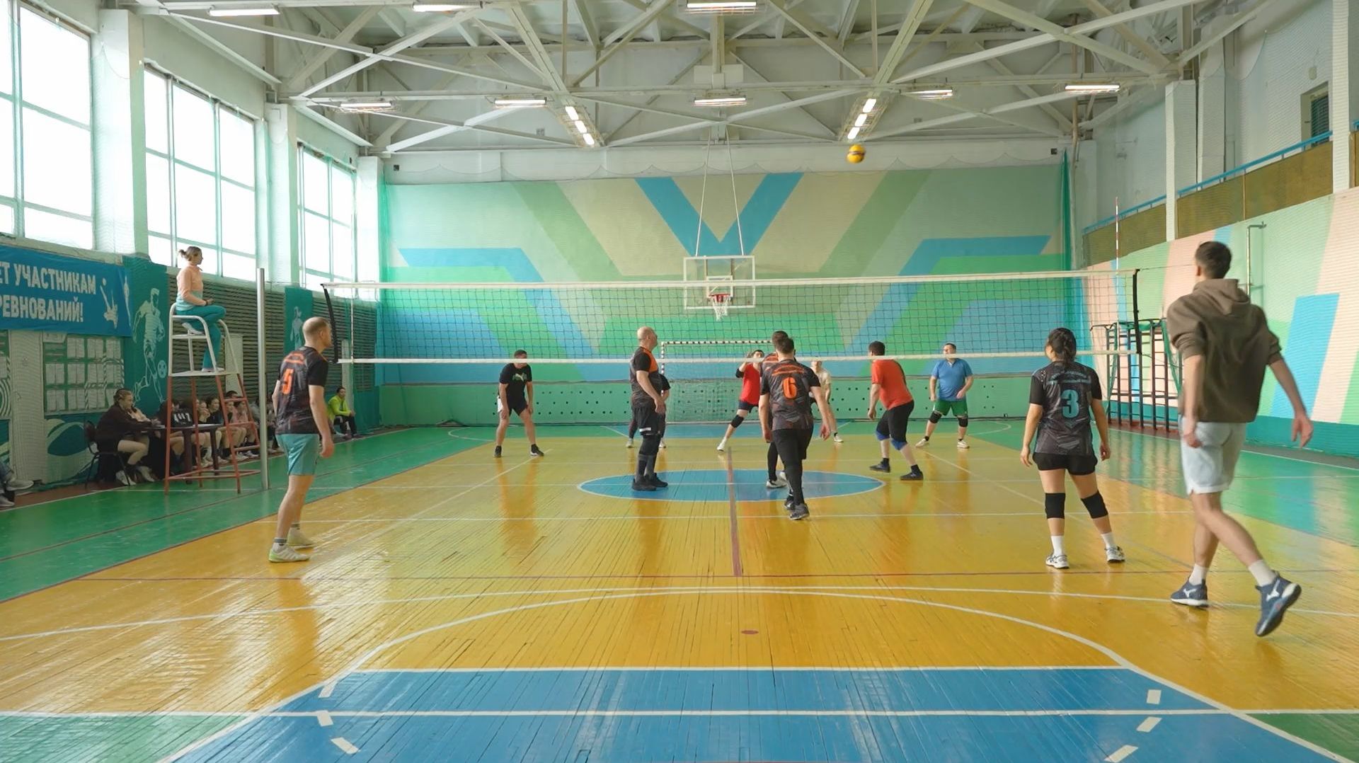 СПОРТ СТИРАЕТ РАССТОЯНИЯ!