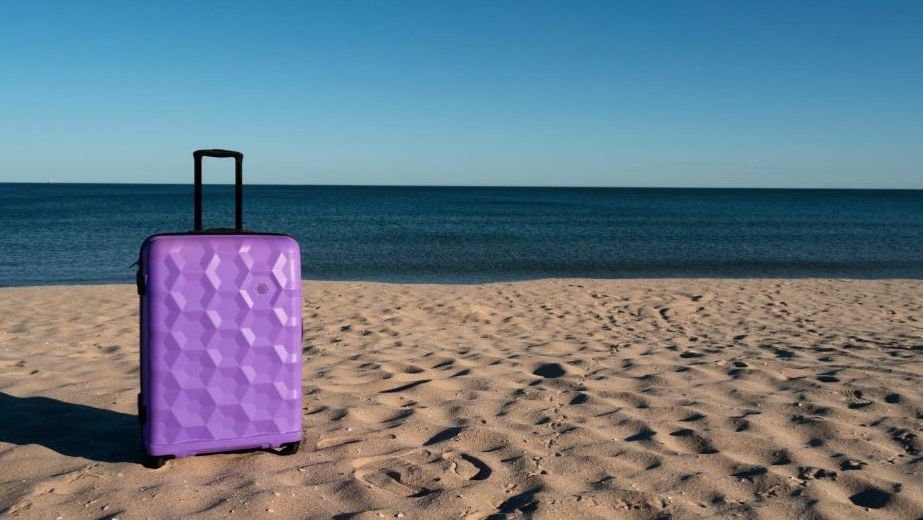 Утренние ведущие ОТРК «Югра» поделились желанием отправится «перезимовать» в теплые края