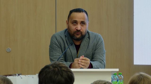 Айгиз Кунафин "Вайб-кодинг: от помощника до автономного разработчика"